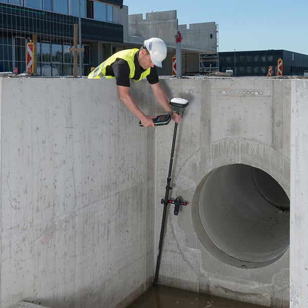 GS18T GNSS Smart Antenna – Lewis Instruments Ltd